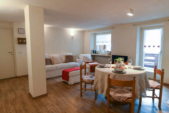 55 M² Apartamento ∙ 2 Habitaciones ∙ 6 Huéspedes - Cogne