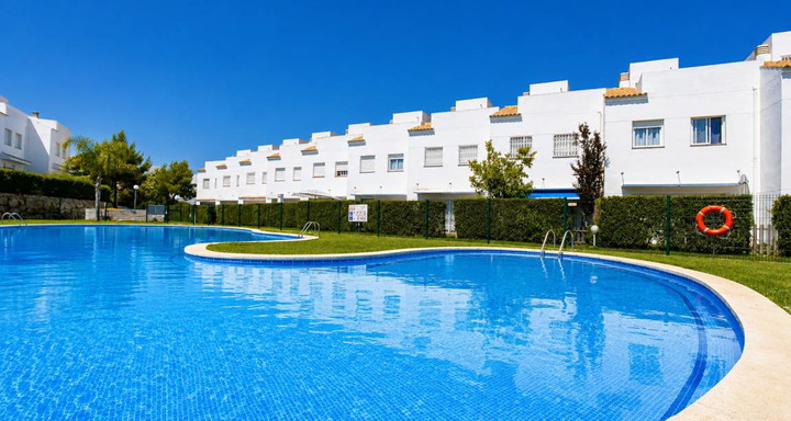 115 M² Maison De Vacances ∙ 3 Chambres ∙ 6 Personnes - La Pineda