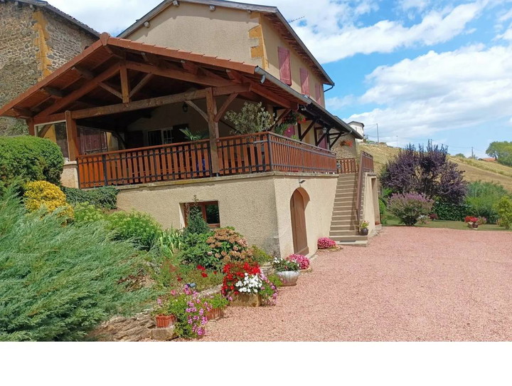 90 M² Cottage ∙ 2 Chambres ∙ 16 Personnes - Tarare