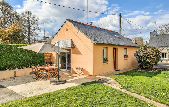70 M² Maison De Vacances ∙ 2 Chambres ∙ 4 Personnes - Loudéac