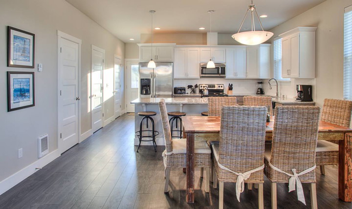 117 M² Cottage ∙ 2 Bedrooms ∙ 6 Guests - Westport