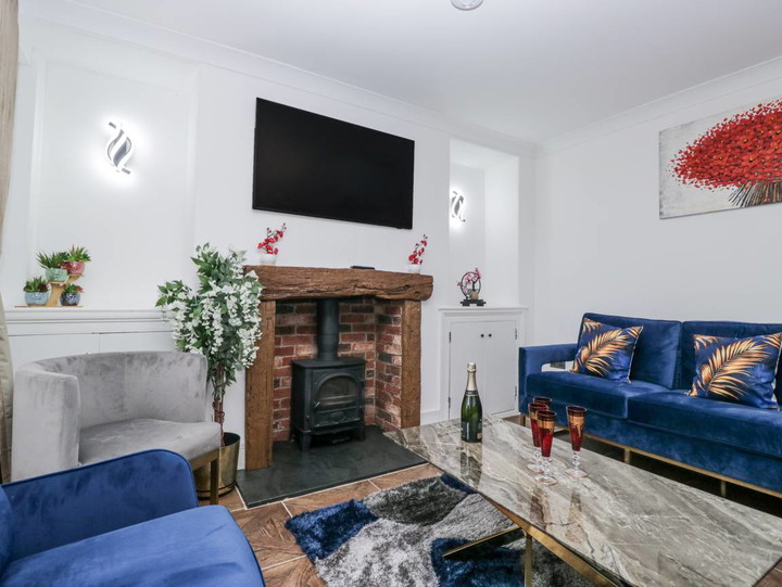 Cottage ∙ 5 Bedrooms ∙ 9 Guests - Windermere