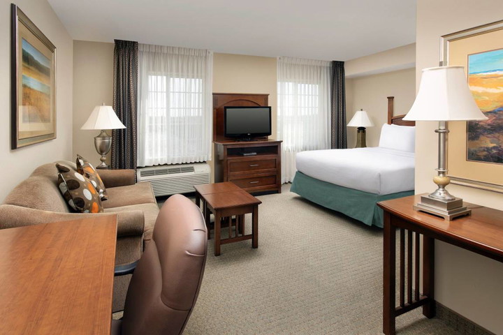 Studio Flat ∙ 1 Bedroom ∙ 2 Guests - New Brunswick, NJ
