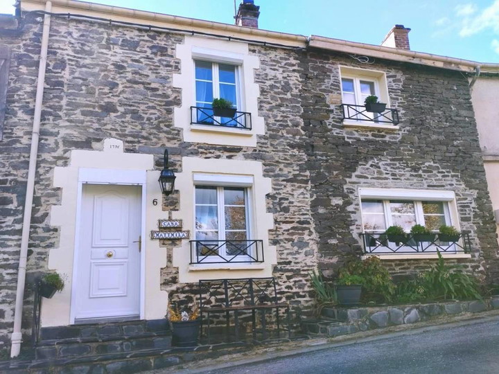 130 M² Gîte ∙ 3 Slaapkamers ∙ 6 Gasten - Vresse-sur-Semois