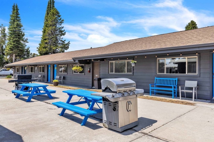 23 M² Hotel ∙ 1 Bedroom ∙ 2 Guests - West Yellowstone, MT