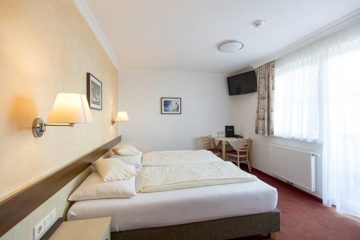 34 M² Hotel ∙ 2 Bedrooms ∙ 4 Guests - Schladming