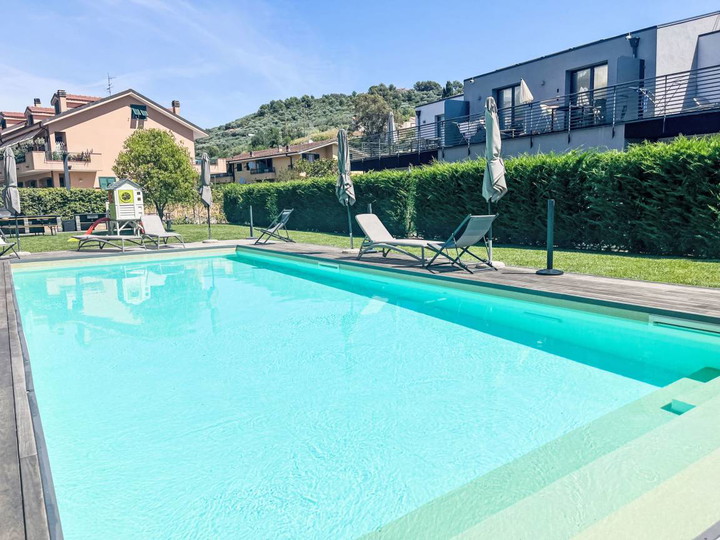 56 M² Apartamento ∙ 2 Habitaciones ∙ 6 Huéspedes - San Lorenzo al Mare