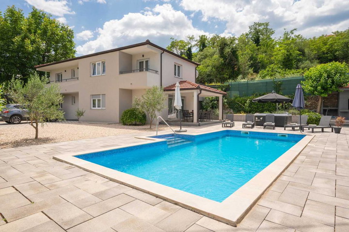 220 M² Villa ∙ 5 Schlafzimmer ∙ 10 Gäste - Imotski