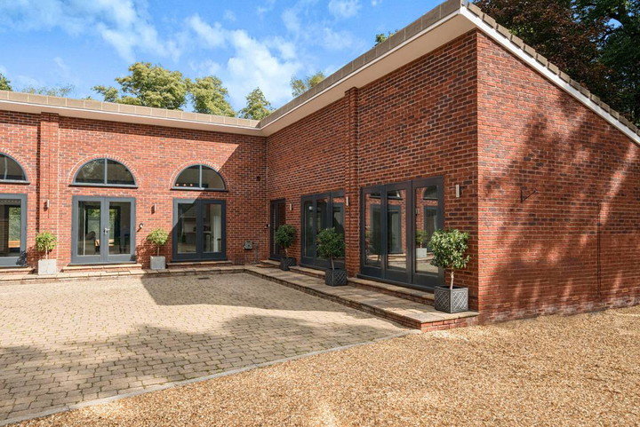 Cottage ∙ 2 Bedrooms ∙ 6 Guests - Wimborne Minster