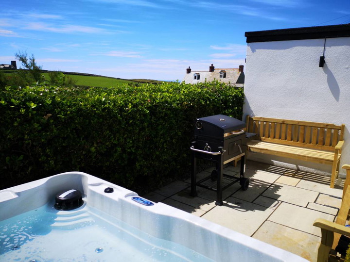 Cottage ∙ 6 Bedrooms ∙ 12 Guests - Boscastle