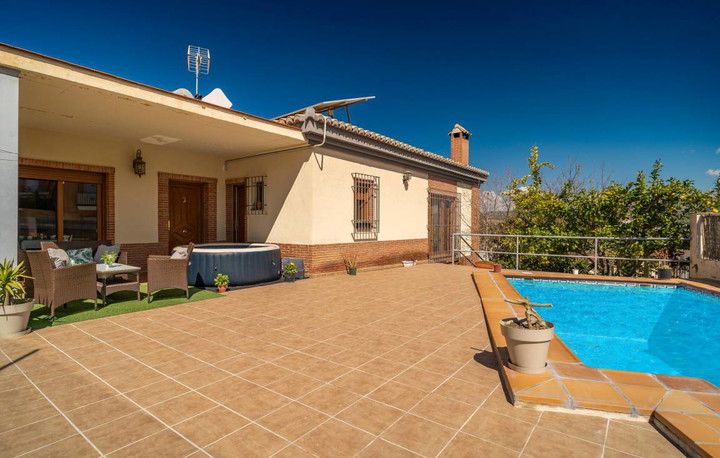 136 M² Casa ∙ 3 Habitaciones ∙ 6 Huéspedes - Granada