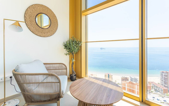 75 M² Ferienwohnung ∙ 2 Schlafzimmer ∙ 5 Gäste - Benidorm