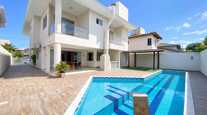 200 M² Casa ∙ 4 Quartos ∙ 7 Hóspedes - Lauro de Freitas