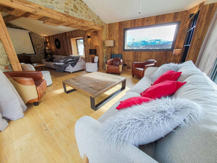 311 M² Gîte ∙ 7 Slaapkamers ∙ 15 Gasten - Les Angles