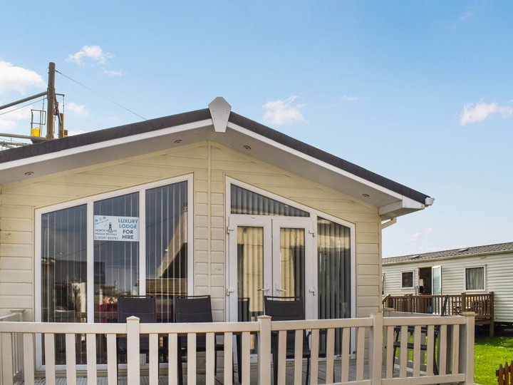 Cottage ∙ 2 Bedrooms ∙ 6 Guests - Towyn