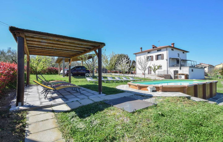 200 M² House ∙ 3 Bedrooms ∙ 12 Guests - Arezzo