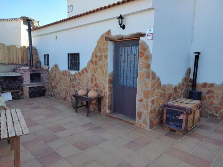 60 M² Casa ∙ 2 Habitaciones ∙ 4 Huéspedes - Guadix