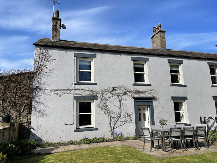 Cottage ∙ 4 Bedrooms ∙ 8 Guests - Hawes