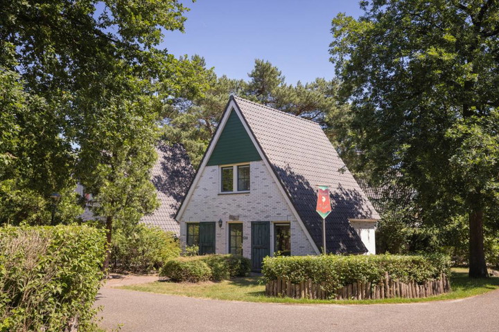 Bungalow ∙ 3 Slaapkamers ∙ 6 Gasten - Breda
