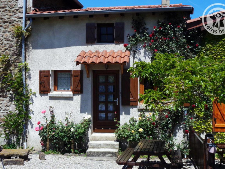 40 M² Cottage ∙ 1 Chambre ∙ 3 Personnes - Saint-Étienne