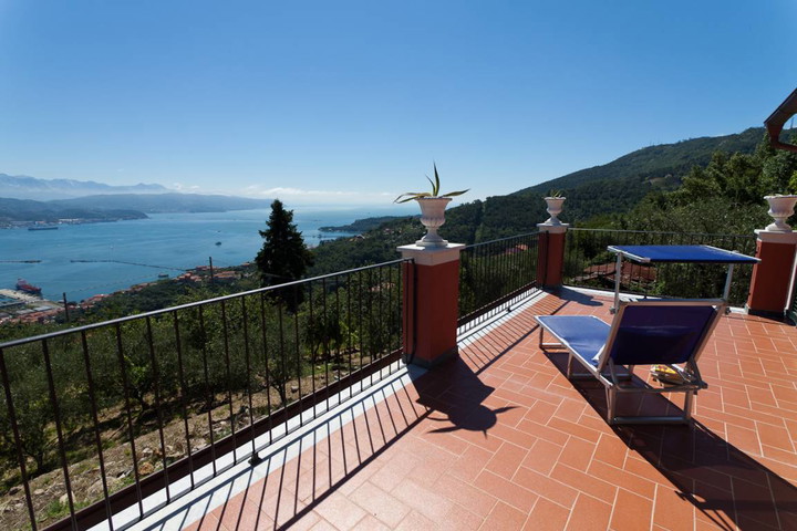 35 M² Casa Rural ∙ 1 Habitación ∙ 3 Huéspedes - Porto Venere