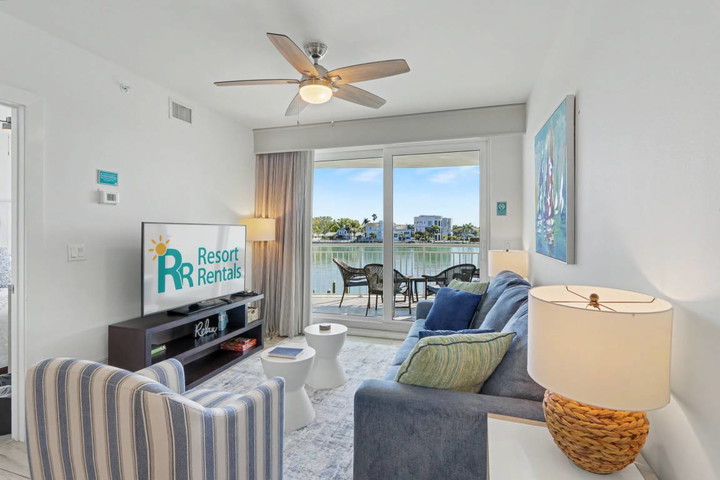 78 M² Condo ∙ 2 Bedrooms ∙ 6 Guests - Treasure Island, FL