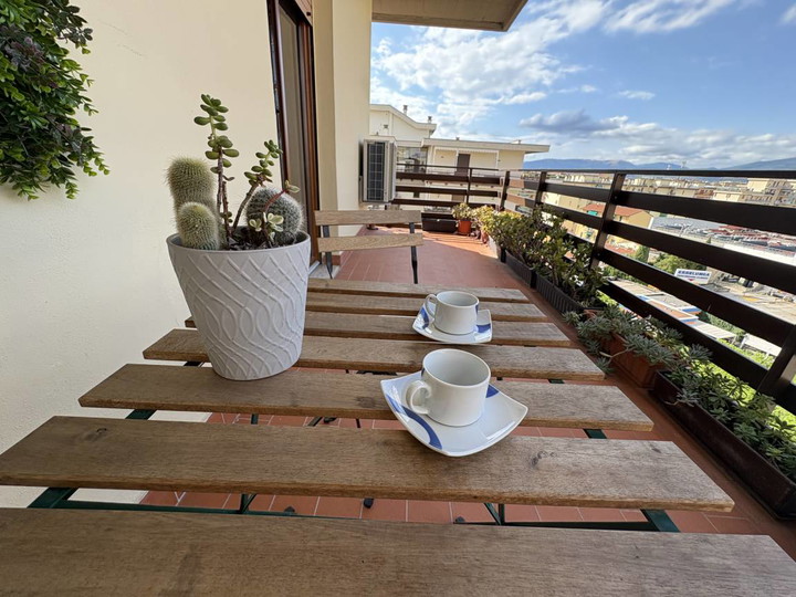 90 M² Ferienwohnung ∙ 2 Schlafzimmer ∙ 4 Gäste - Florenz