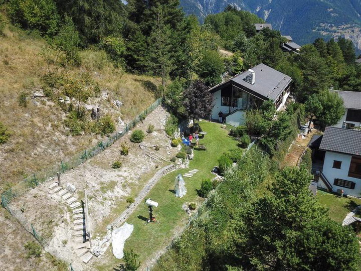200 M² Chalet ∙ 4 Bedrooms ∙ 10 Guests - Grimentz
