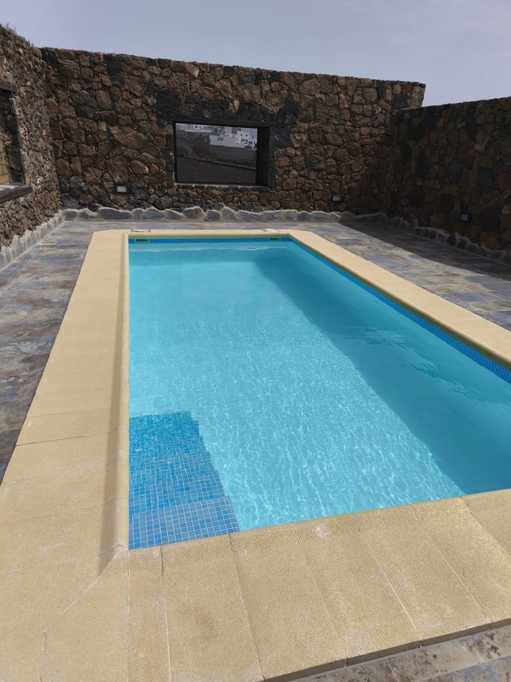 70 M² Casa ∙ 2 Habitaciones ∙ 3 Huéspedes - San Bartolomé, España
