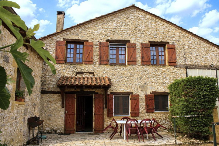 80 M² Gîte ∙ 3 Bedrooms ∙ 6 Guests - Dordogne