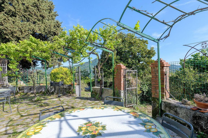 90 M² Villa ∙ 3 Bedrooms ∙ 8 Guests - Genoa