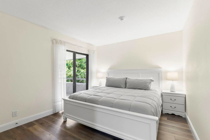 74 M² Condo ∙ 2 Bedrooms ∙ 6 Guests - Tarpon Springs, FL