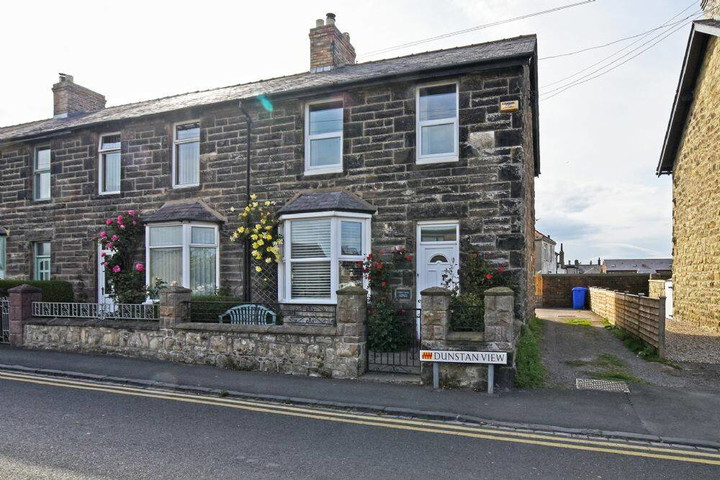 Cottage ∙ 3 Bedrooms ∙ 6 Guests - Bamburgh
