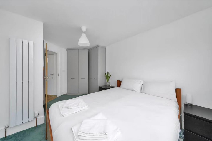 102 M² Ferienhaus ∙ 2 Schlafzimmer ∙ 5 Gäste - London