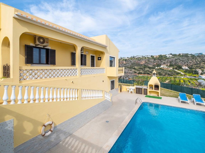 200 M² Villa ∙ 3 Chambres ∙ 7 Personnes - Albufeira