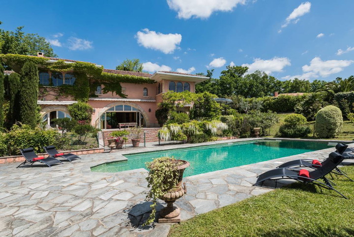 500 M² Villa ∙ 7 Chambres ∙ 15 Personnes - Urrugne