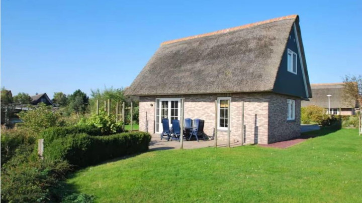 100 M² House ∙ 3 Bedrooms ∙ 6 Guests - Makkum