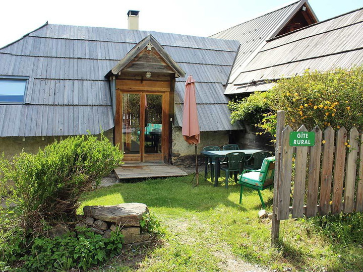 47 M² Gîte ∙ 2 Chambres ∙ 4 Personnes - Seyne