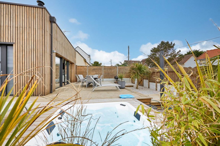 107 M² Ferienhaus ∙ 3 Schlafzimmer ∙ 6 Gäste - Cotentin