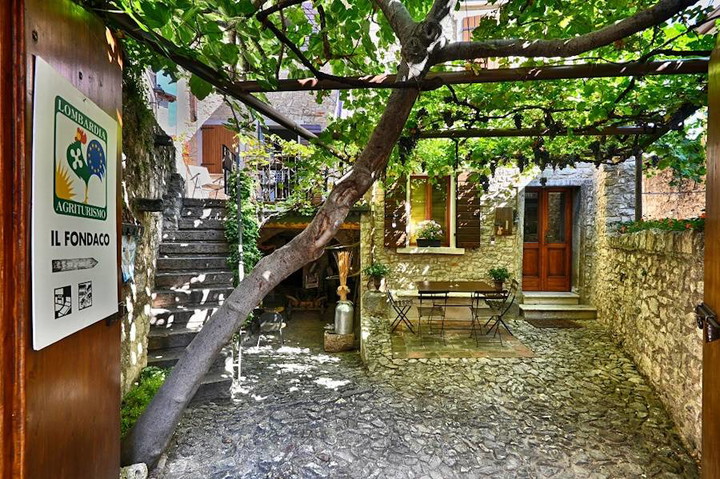 90 M² Agriturismo ∙ 1 Camera Da Letto ∙ 5 Ospiti - Limone Sul Garda