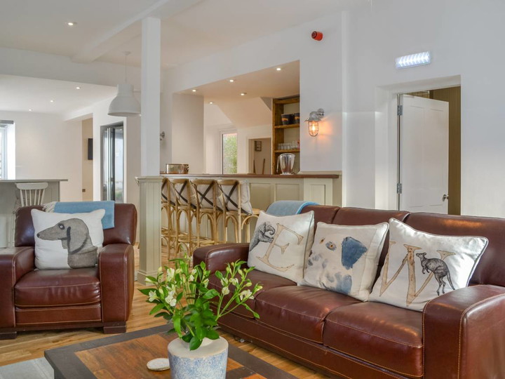 Cottage ∙ 7 Bedrooms ∙ 15 Guests - Bridlington