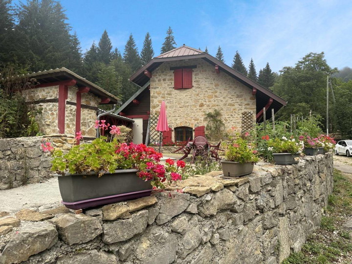 93 M² Gîte ∙ 3 Habitaciones ∙ 8 Huéspedes - Divonne-les-Bains