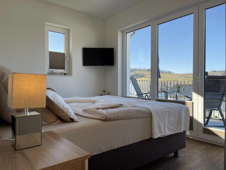 91 M² Huis ∙ 2 Slaapkamers ∙ 4 Gasten - Diemelsee