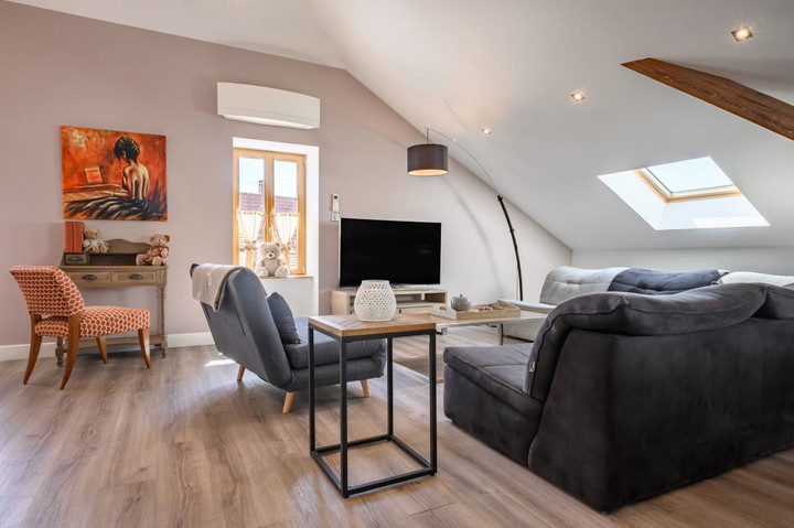 110 M² Apartment ∙ 3 Bedrooms ∙ 6 Guests - Riquewihr