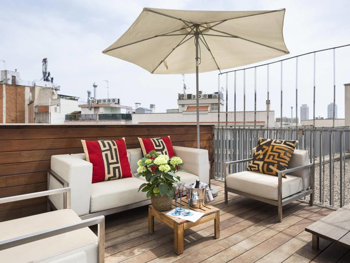 80 M² Apartment ∙ 3 Bedrooms ∙ 8 Guests - Barcelona