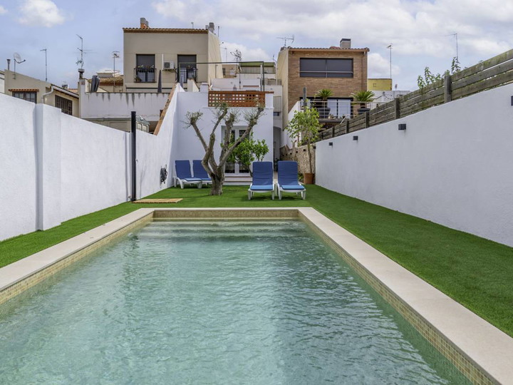 137 M² House ∙ 3 Bedrooms ∙ 7 Guests - Blanes