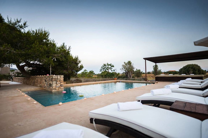 Villa ∙ 6 Bedrooms ∙ 11 Guests - Ibiza