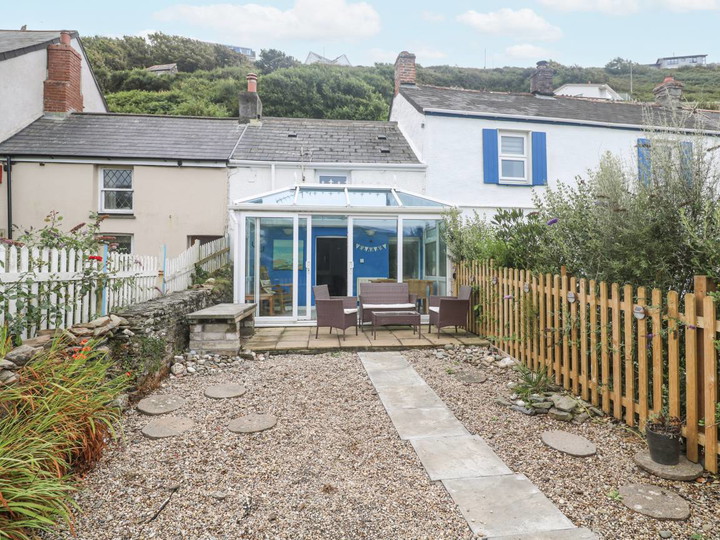 Cottage ∙ 2 Bedrooms ∙ 4 Guests - Portreath