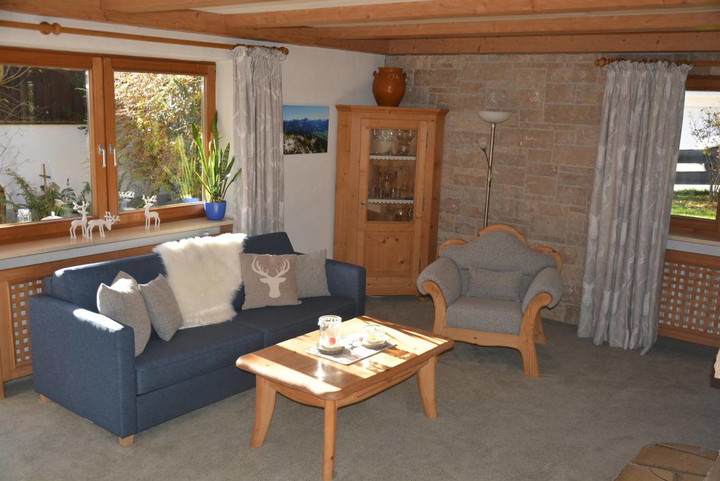 78 M² Ferienwohnung ∙ 1 Schlafzimmer ∙ 2 Gäste - Ofterschwang