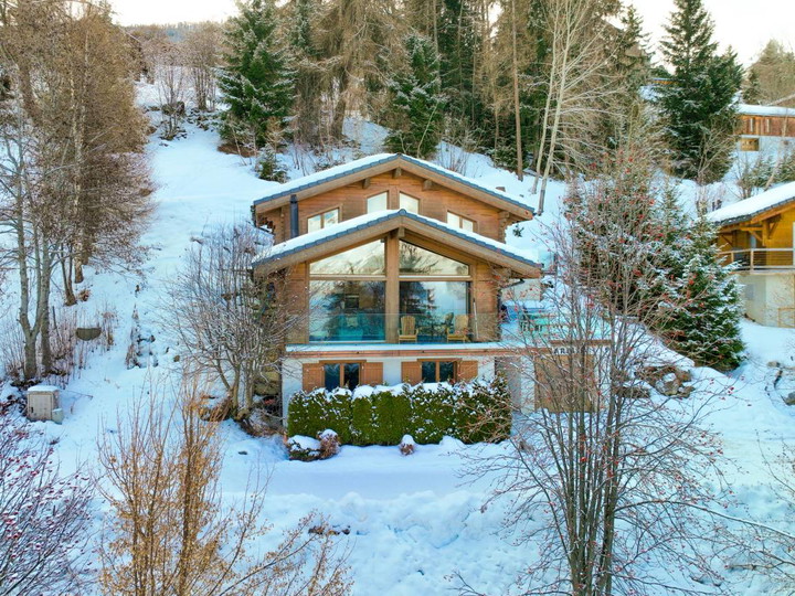 145 M² House ∙ 4 Bedrooms ∙ 8 Guests - Verbier